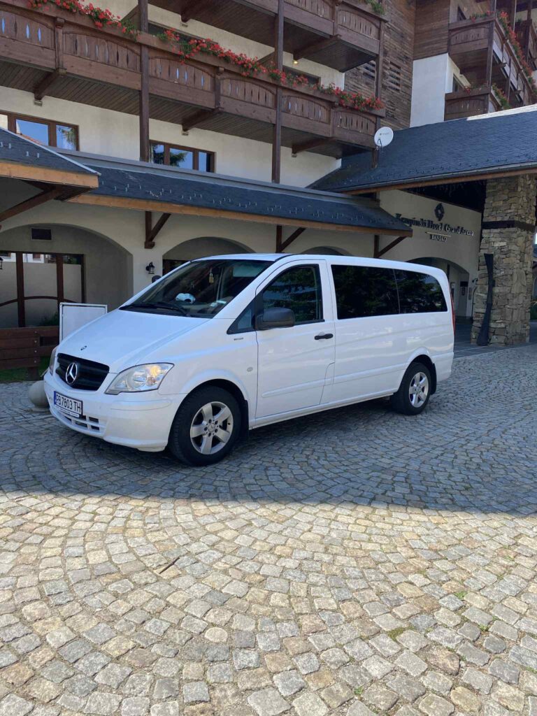 Private Transfer from Sofia Airport to Bansko | 24/7 Service